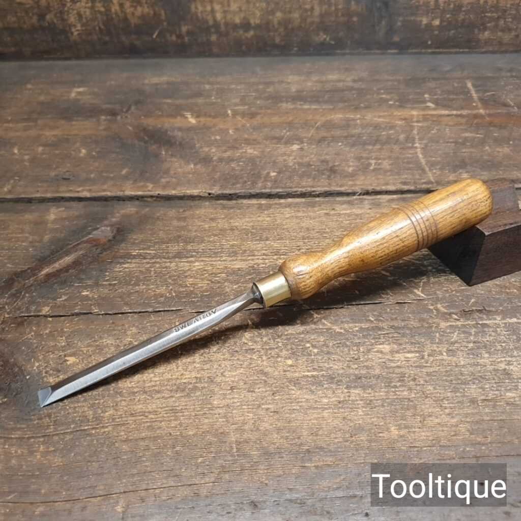 Vintage Bevel Edge Chisels - Tooltique