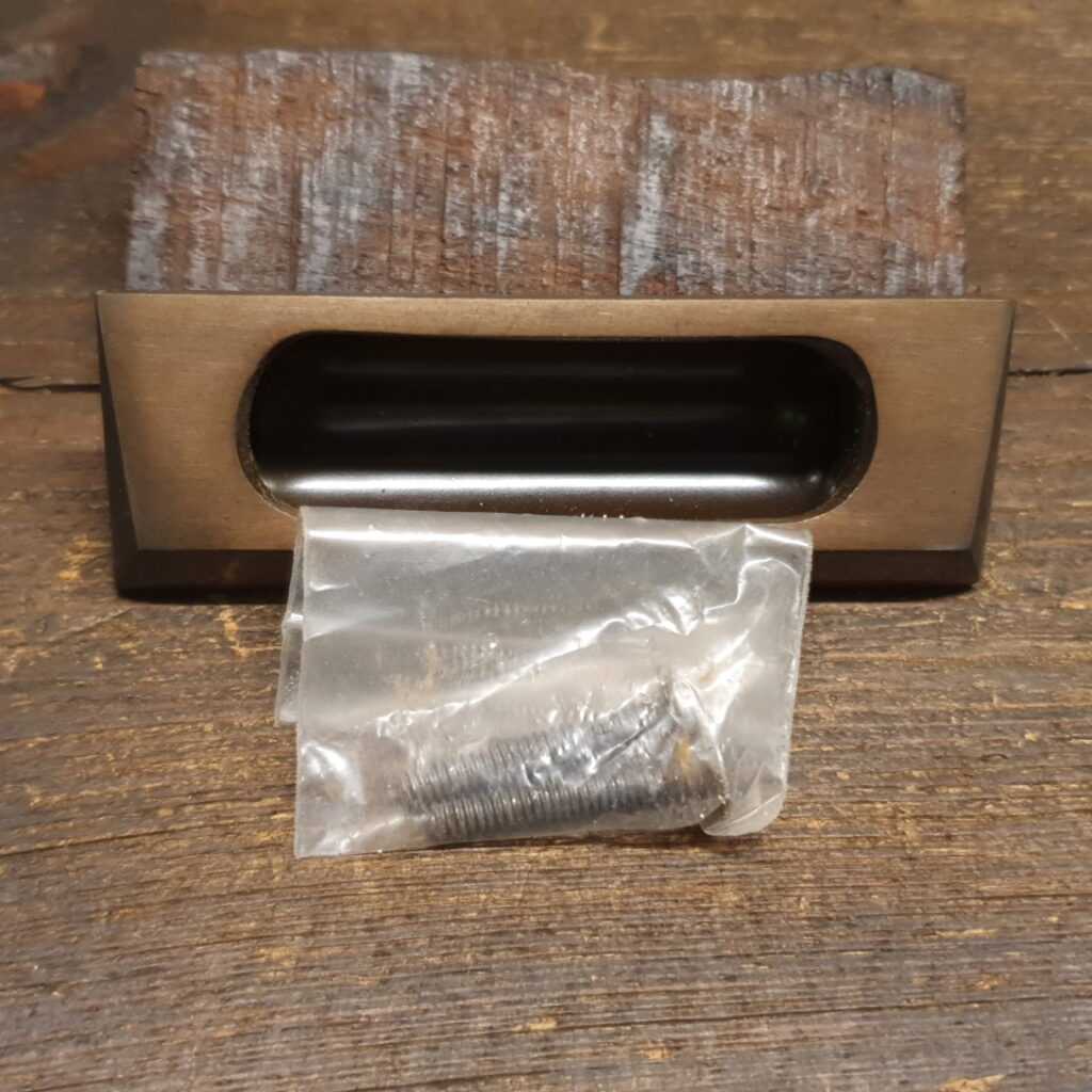 Set of 12 Dryad Simplan Flush Sash Lifts | Tooltique