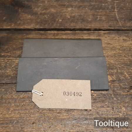 Vintage Pair Carborundum Medium Grit Sharpening Slip Stones | Tooltique