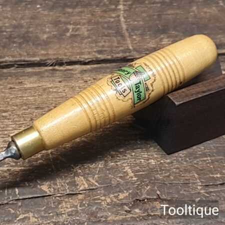 Vintage Henry Taylor Acorn 3/32” Woodcarving No: 19 Curved Veiner Gouge ...