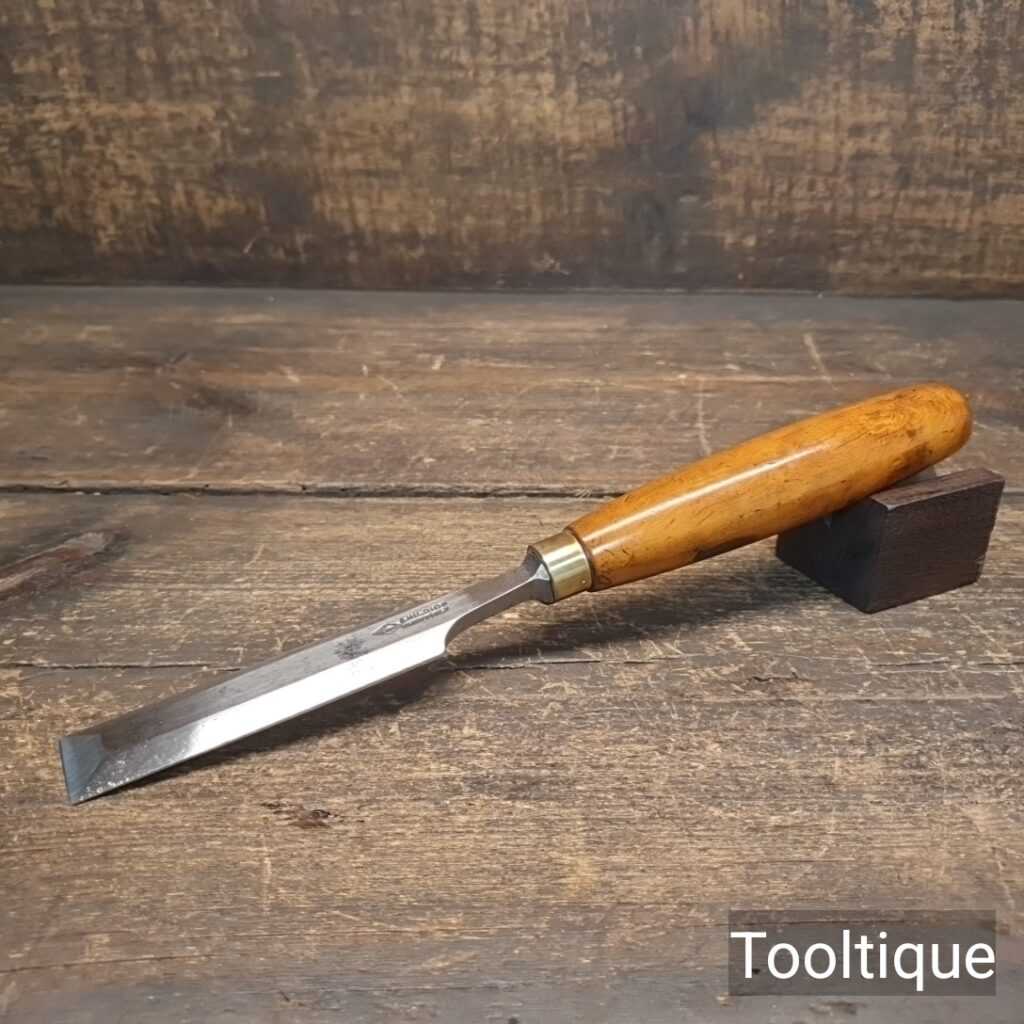 Vintage Bevel Edge Chisels - Tooltique