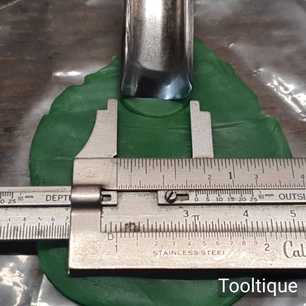 Vintage J. Howarth 5/8” Incannel Gouge Chisel – Fully Refurbished ...