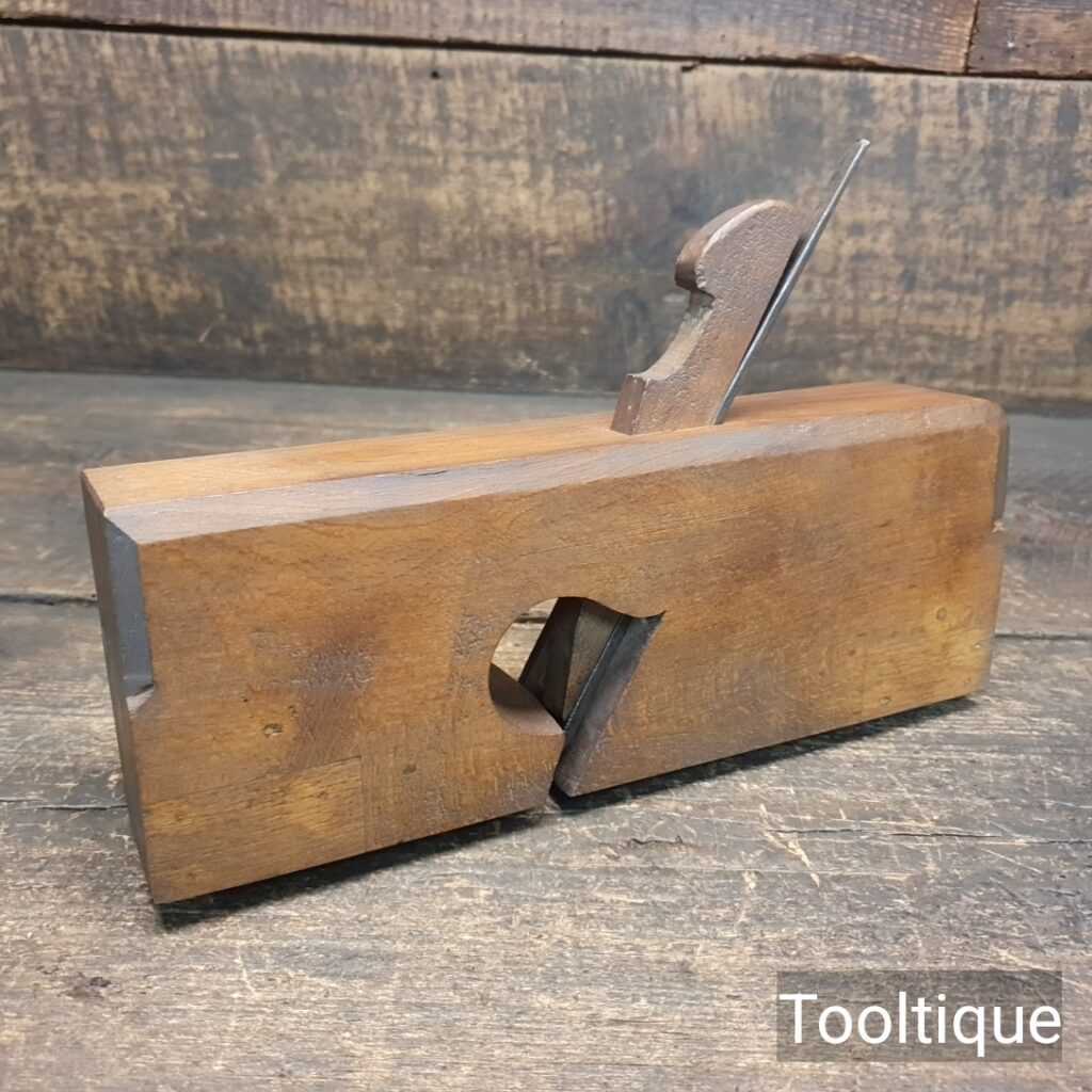Antique Wooden Woodworking Planes - Tooltique
