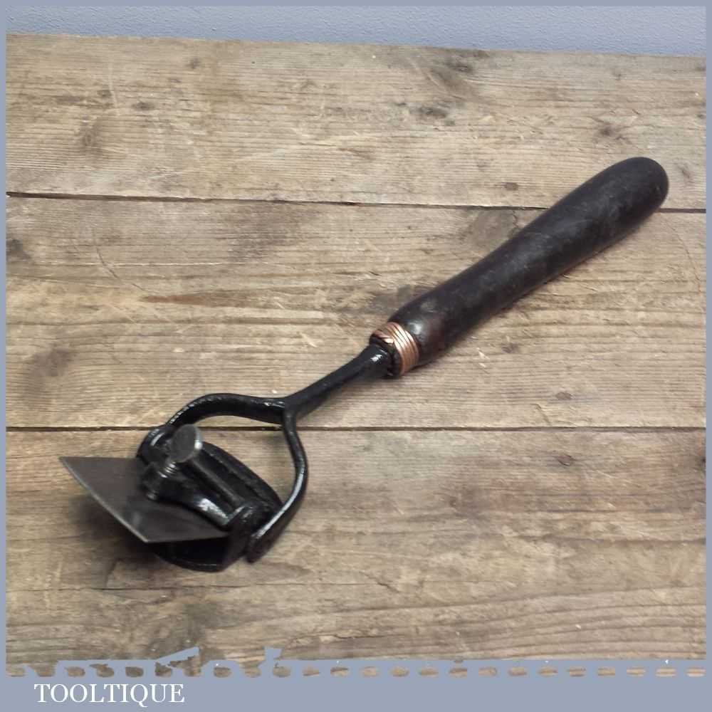 Early Antique Stanley No 70 Box scraper | Tooltique