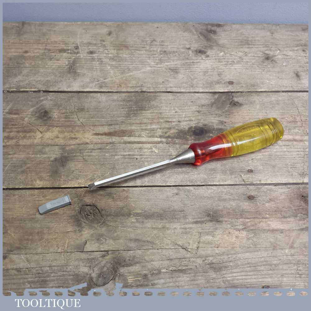 Marples M373 6mm or 14 SplitProof Bevel Edge Chisel2 | Tooltique