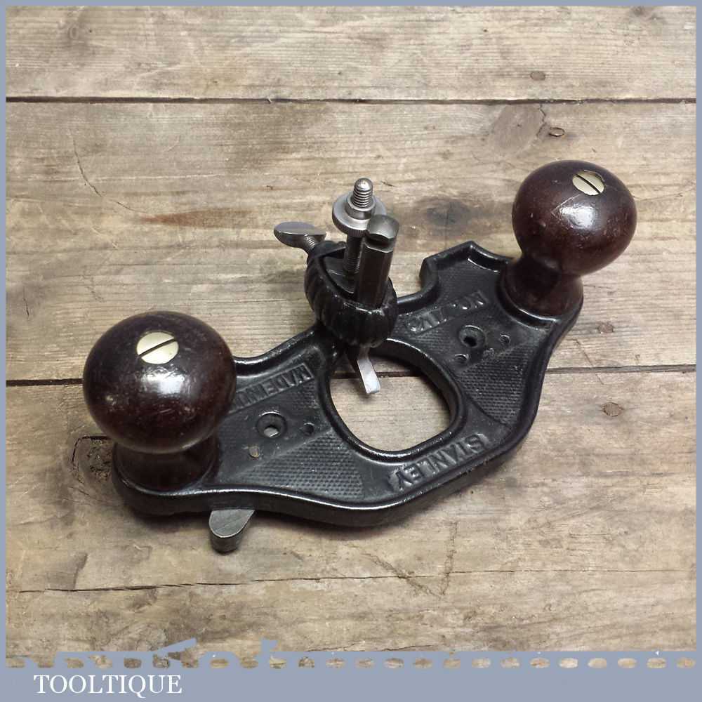 Stanley USA No. 71 12 Closed Throat Router Plane Rosewood handles – War ...