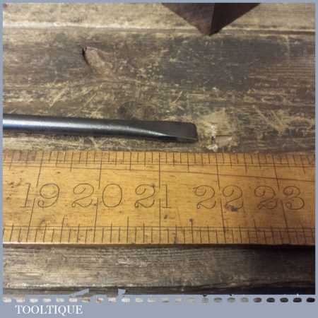 Large 22” Long Stepped Turnscrew Screwdriver – Good Condition | Tooltique