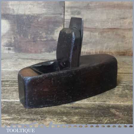 Vintage 7” Beech Toothing Plane With Thomas Ibbotson Iron | Tooltique