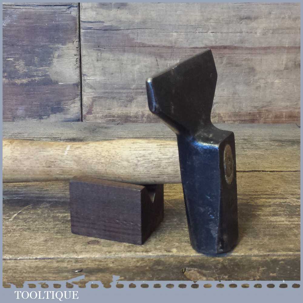 Cabinet Makers Veneer Hammer With Wooden Handle – Good Condition ...