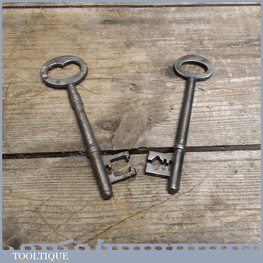 Vintage Pair of large Door Keys, Large 5″ Old Antique Steel Keys ...
