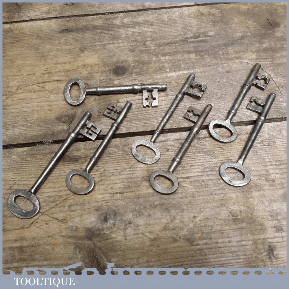 7 Vintage large Door Keys, Collectable Old Antique Steel Lock Keys ...
