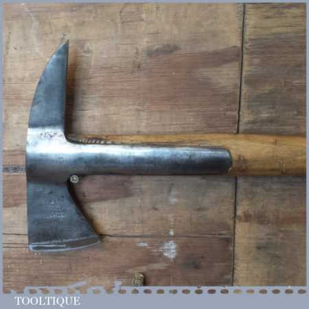 Vintage W Gilpin Strapped Fireman’s Axe – Broad Arrow 1957 | Tooltique