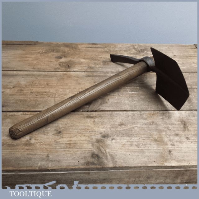 WW1? Entrenching Tool - Trench Digging Pick Axe Spade