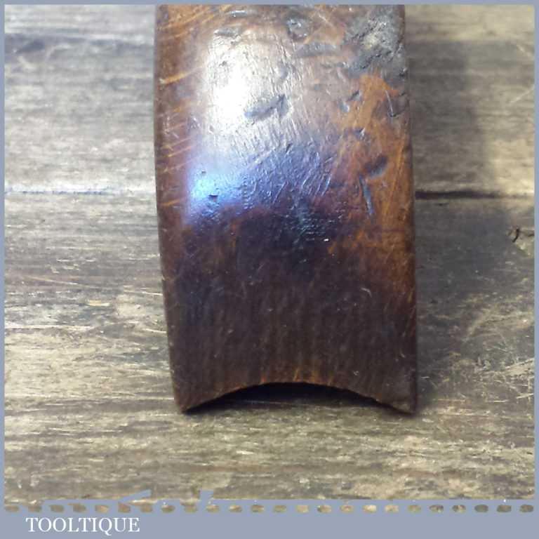 Antique Carpenter’s Beechwood Rounding Plane – Good Condition | Tooltique