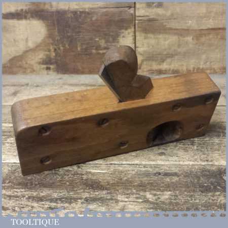 Antique Craftsman Made Beechwood Spill Plane – Good Condition | Tooltique