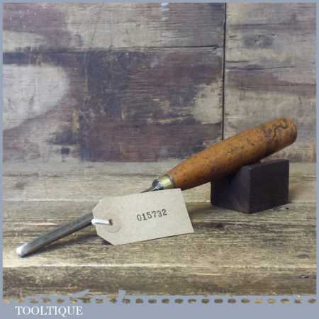 Vintage Brades & Co Carpenter’s 7/16” Incannel Gouge Chisel | Tooltique