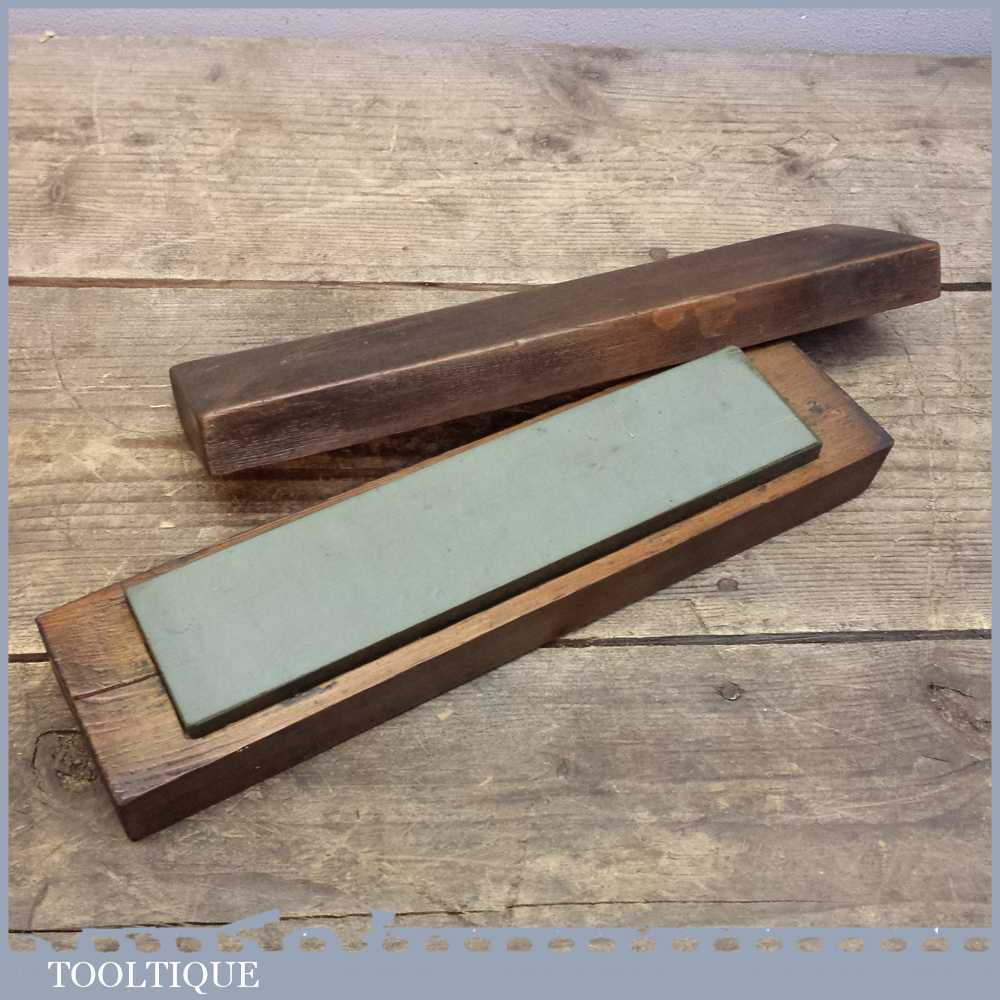 Charnley Forest Oil Stone in Box | Tooltique