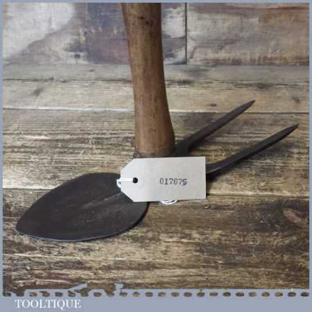 Antique Gardener’s Cast Steel Hand Seeding Hoe And Rake – Good ...