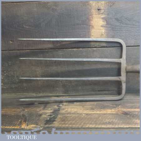 Vintage A & F Parkes & Co Garden Fork With ‘Y’ Shaped Elm Handle ...