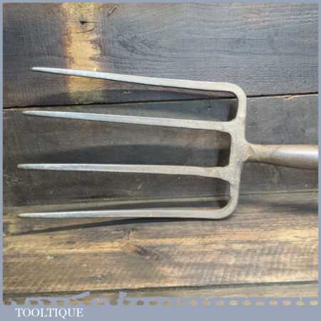 Vintage Bulldog Grafter Garden Fork With ‘D’ Shaped Metal Handle ...