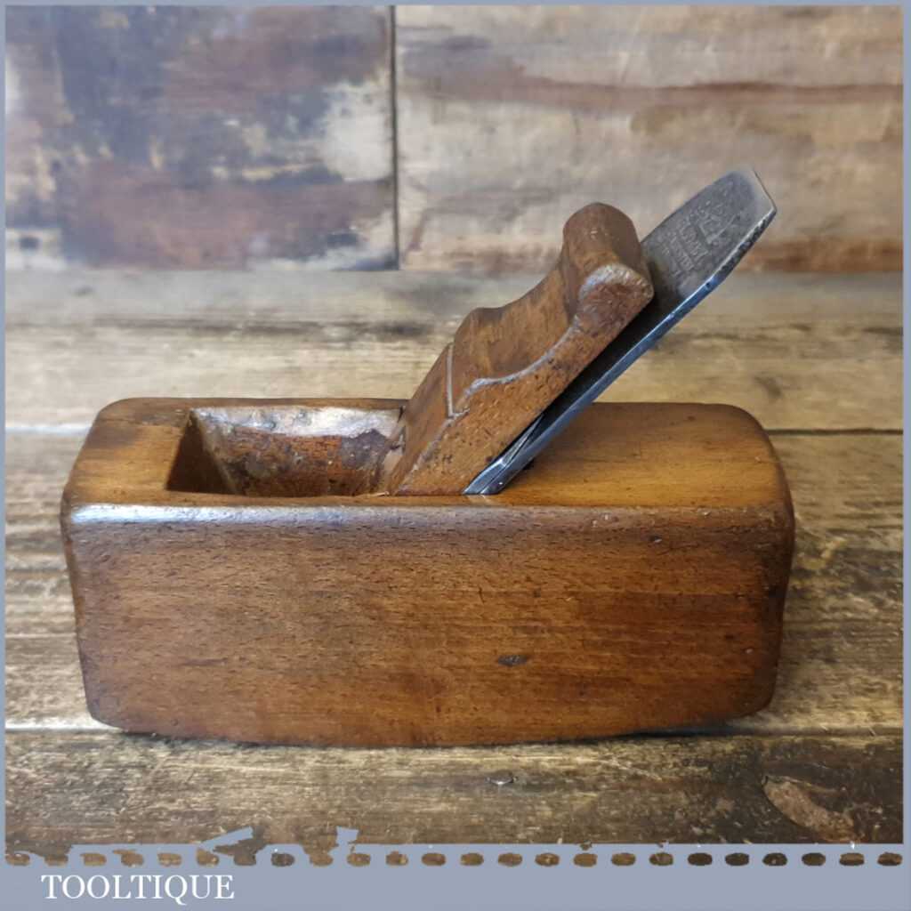 Vintage Coachmakers 6” Beechwood Compass Plane – Good Condition | Tooltique