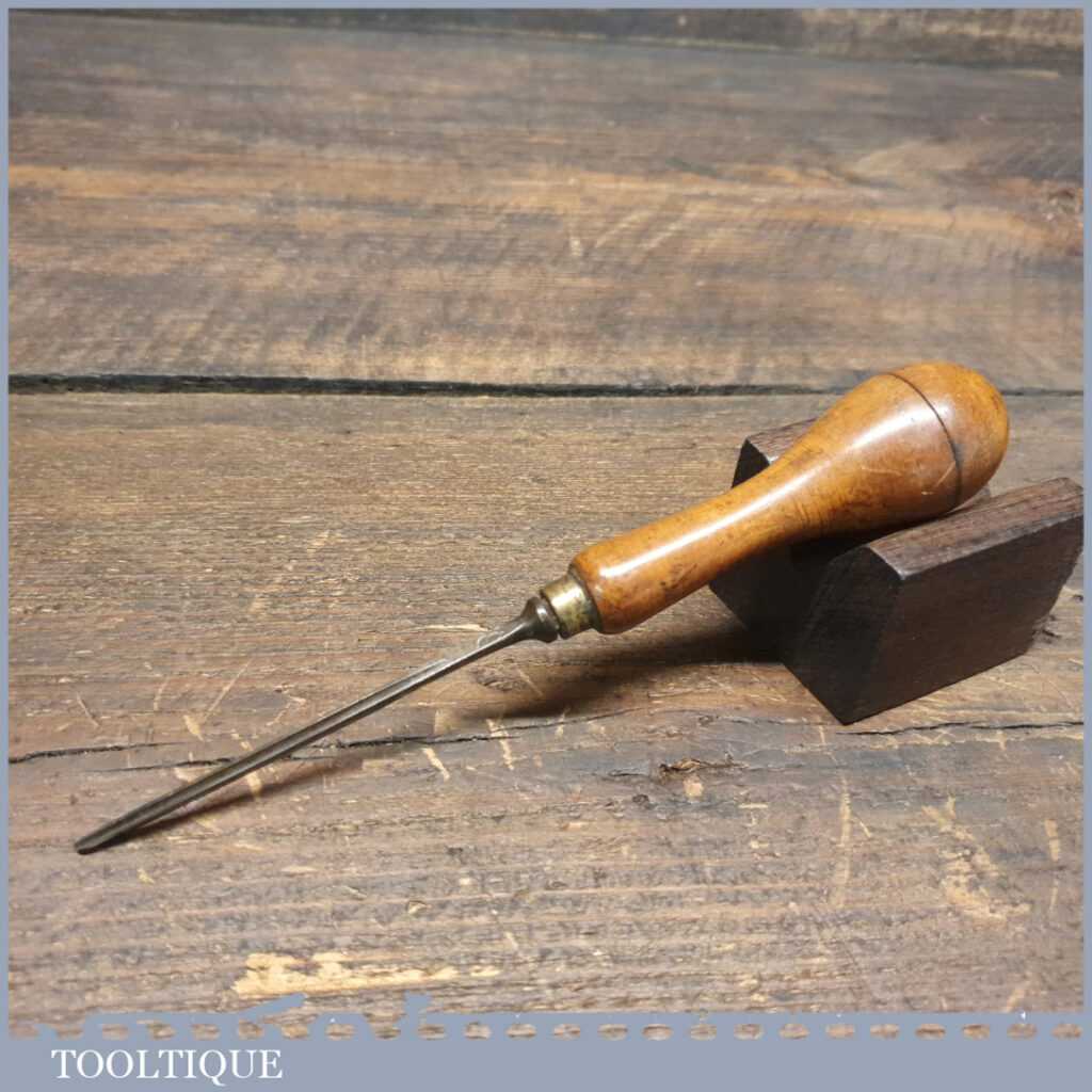 Old wood carving tools store
