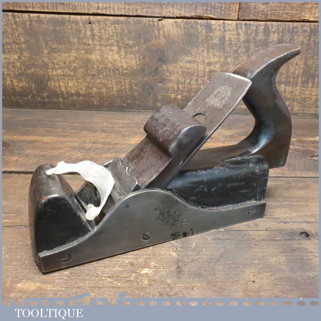 Antique Woodworking Planes - Tooltique