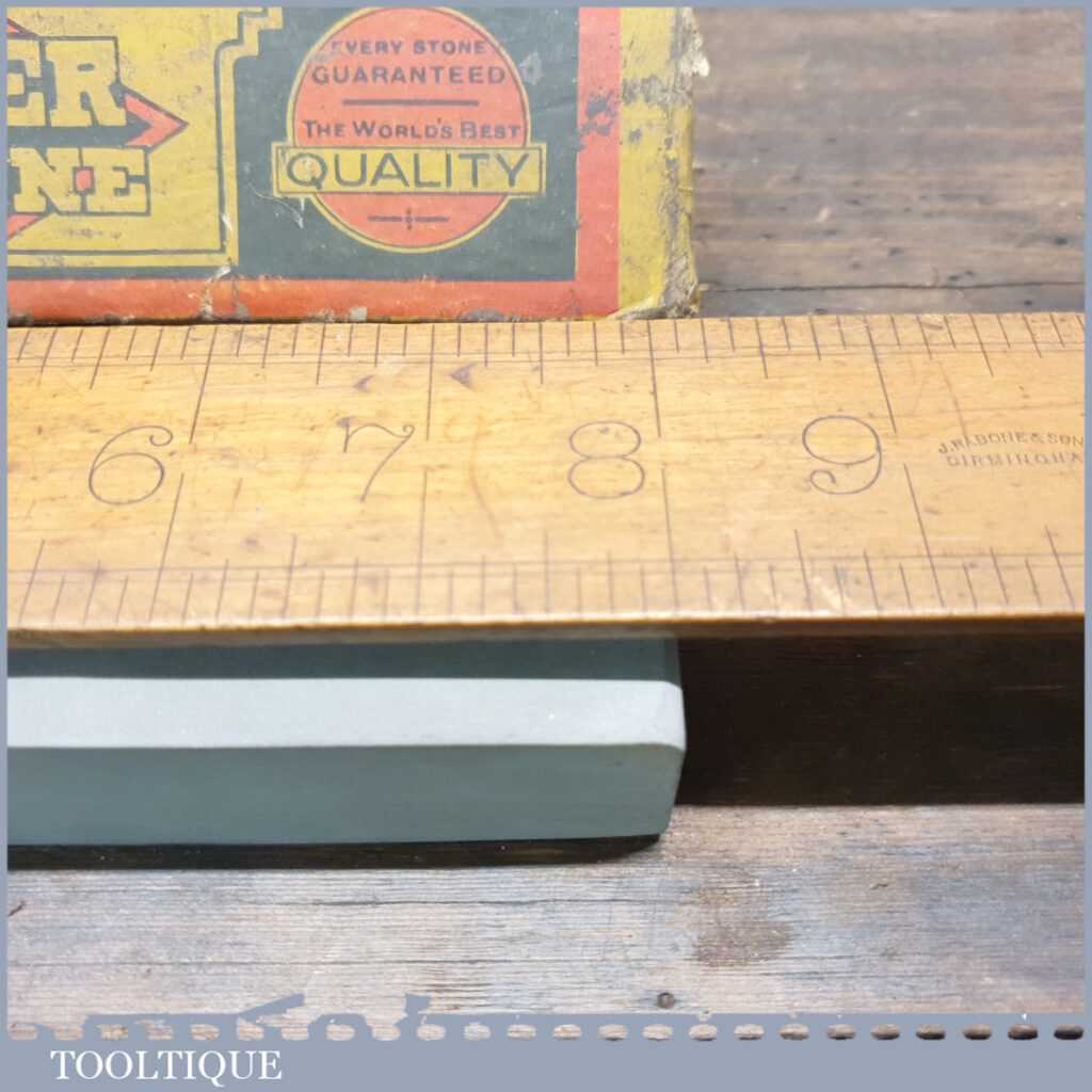 Vintage Boxed Salmen Master Semi Fine Oil Stone – Lapped Flat | Tooltique