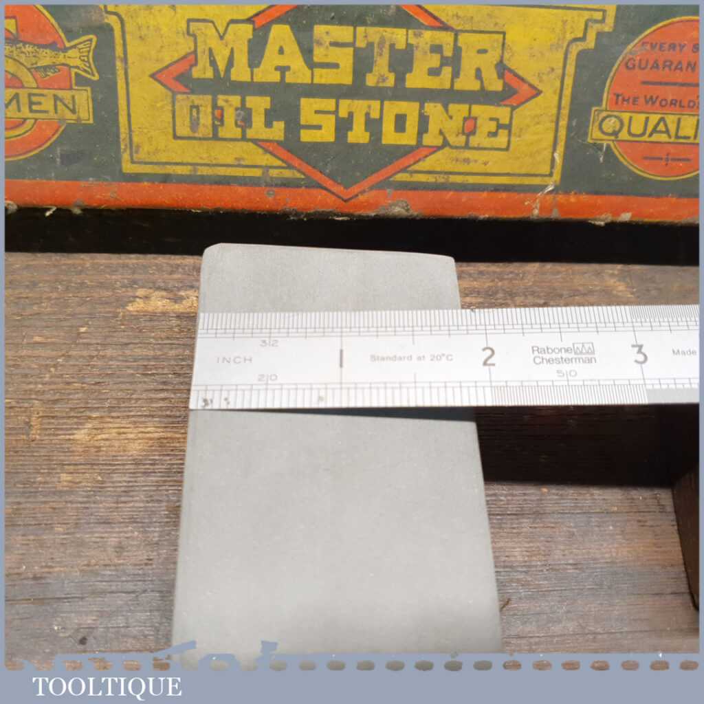 Vintage Boxed Salmen Master Semi Fine Oil Stone – Lapped Flat | Tooltique