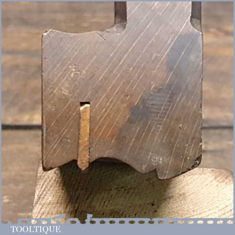 Antique Early 19th Century Quirk Ovolo Beechwood Moulding Plane | Tooltique