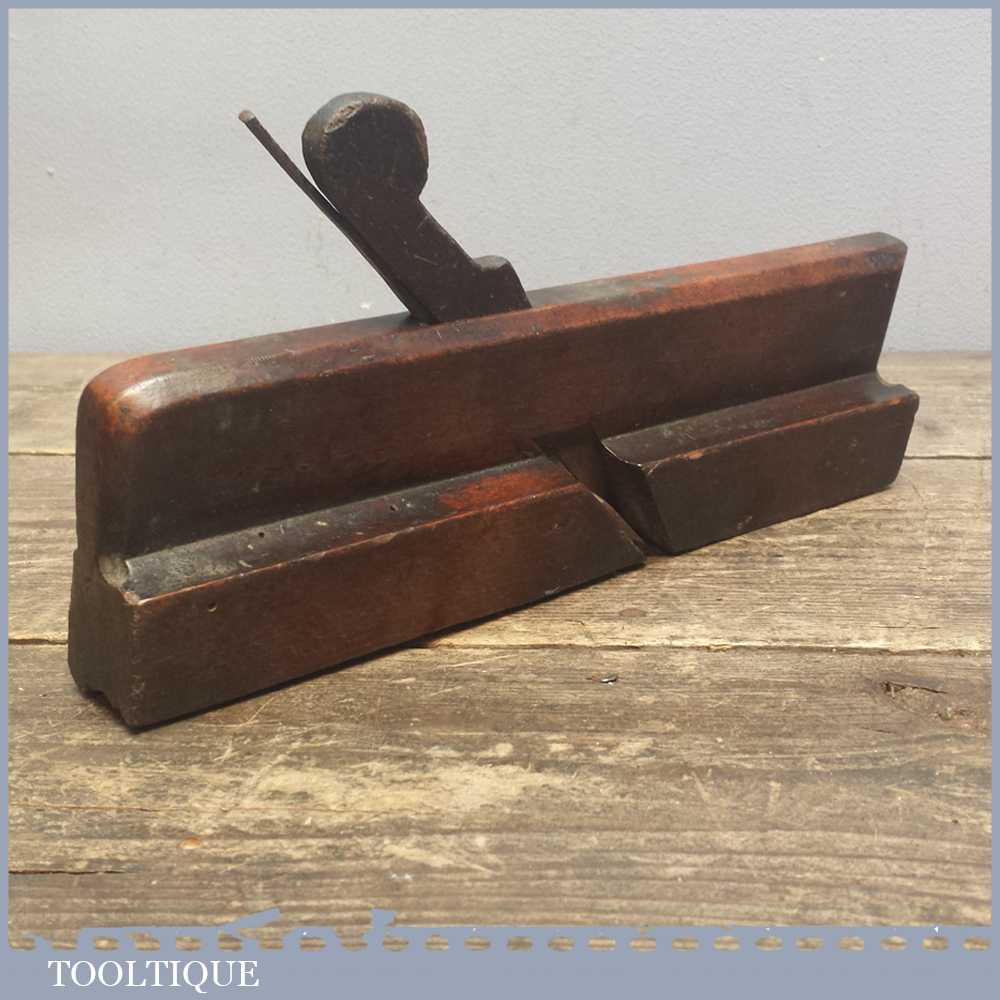Antique Late 18th / Early 19th Century Ovolo Moulding Plane | Tooltique