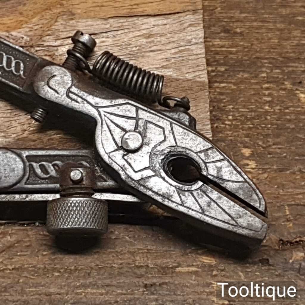 Vintage Blosta No: 8650 Saw Set – Good Condition Ready For Use | Tooltique