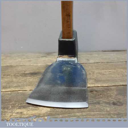 Good Vintage Adze With Handle – Sharpened And Honed | Tooltique