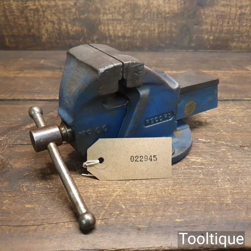 Vintage Record No: 00 Engineer’s Cast Steel Bench Vice 2 ½” Jaws – Good ...