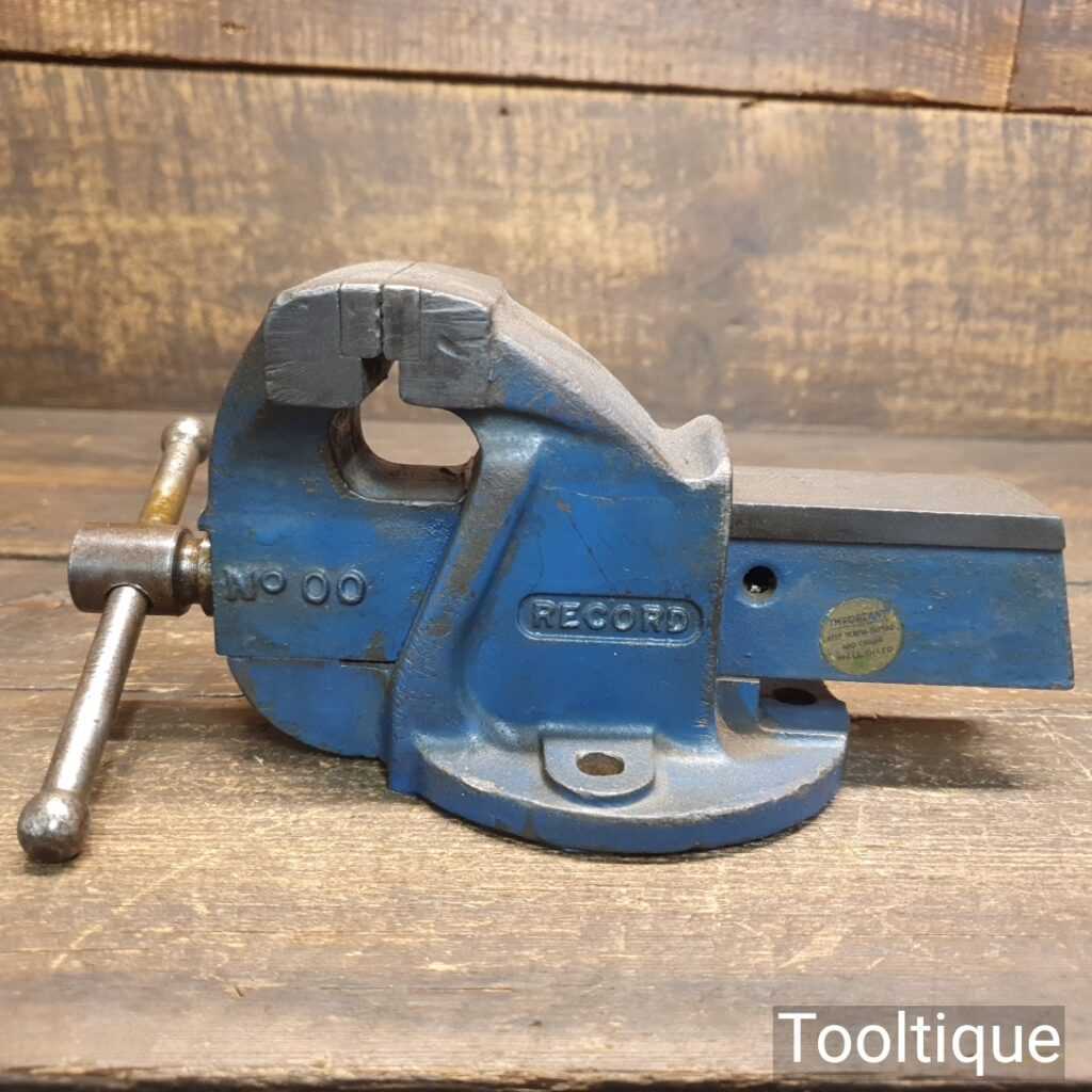 Vintage Record No: 00 Engineer’s Cast Steel Bench Vice 2 ½” Jaws – Good ...