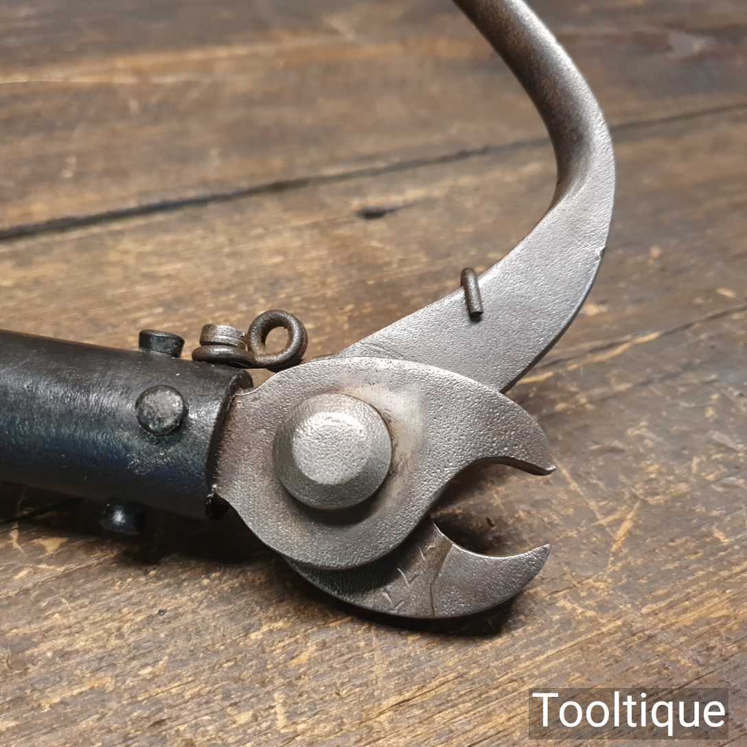 Early Vintage Carpenter’s Spring Loaded Hammer Action Nail Puller ...