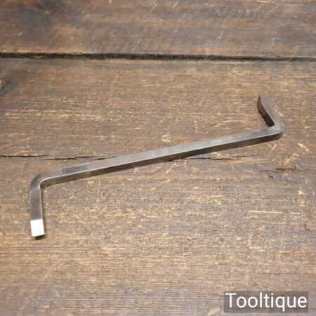 Vintage Cabinet Maker’s Draw Lock Chisel – Good Condition | Tooltique