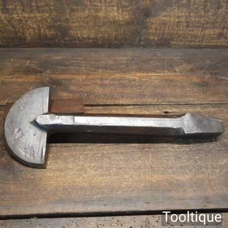 Vintage Blacksmiths Cast Steel Half Moon Anvil Stake – Locktool Broad ...