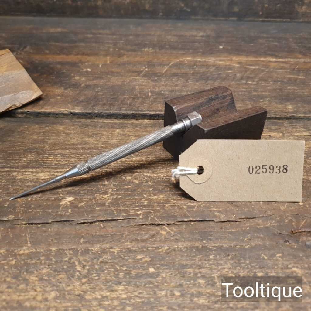 Vintage Moore & Wright Engine Turned Scriber – Good Condition | Tooltique