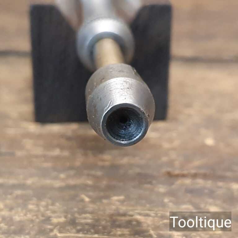 Small Vintage Nubrex Grease Gun – Good Condition Ready For Use | Tooltique