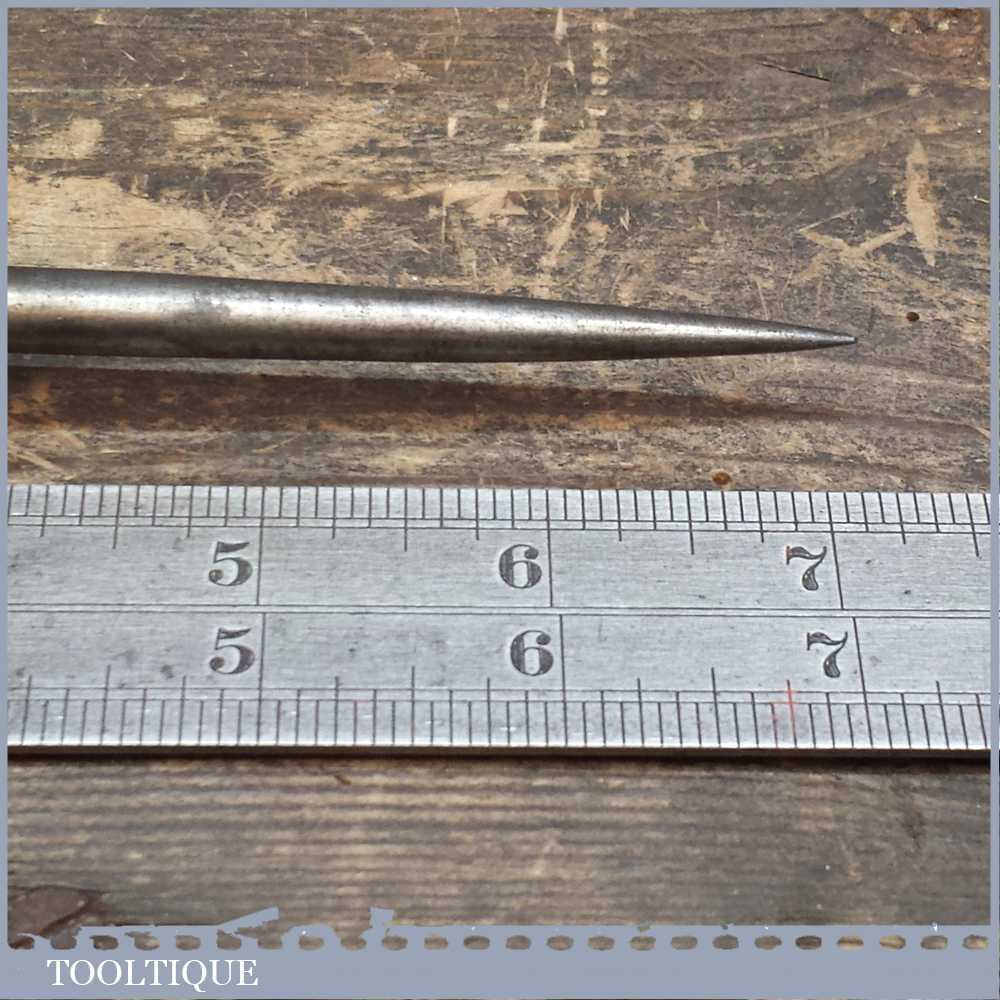 Vintage Round Belt Awl Leather Working Tool – Good Condition | Tooltique