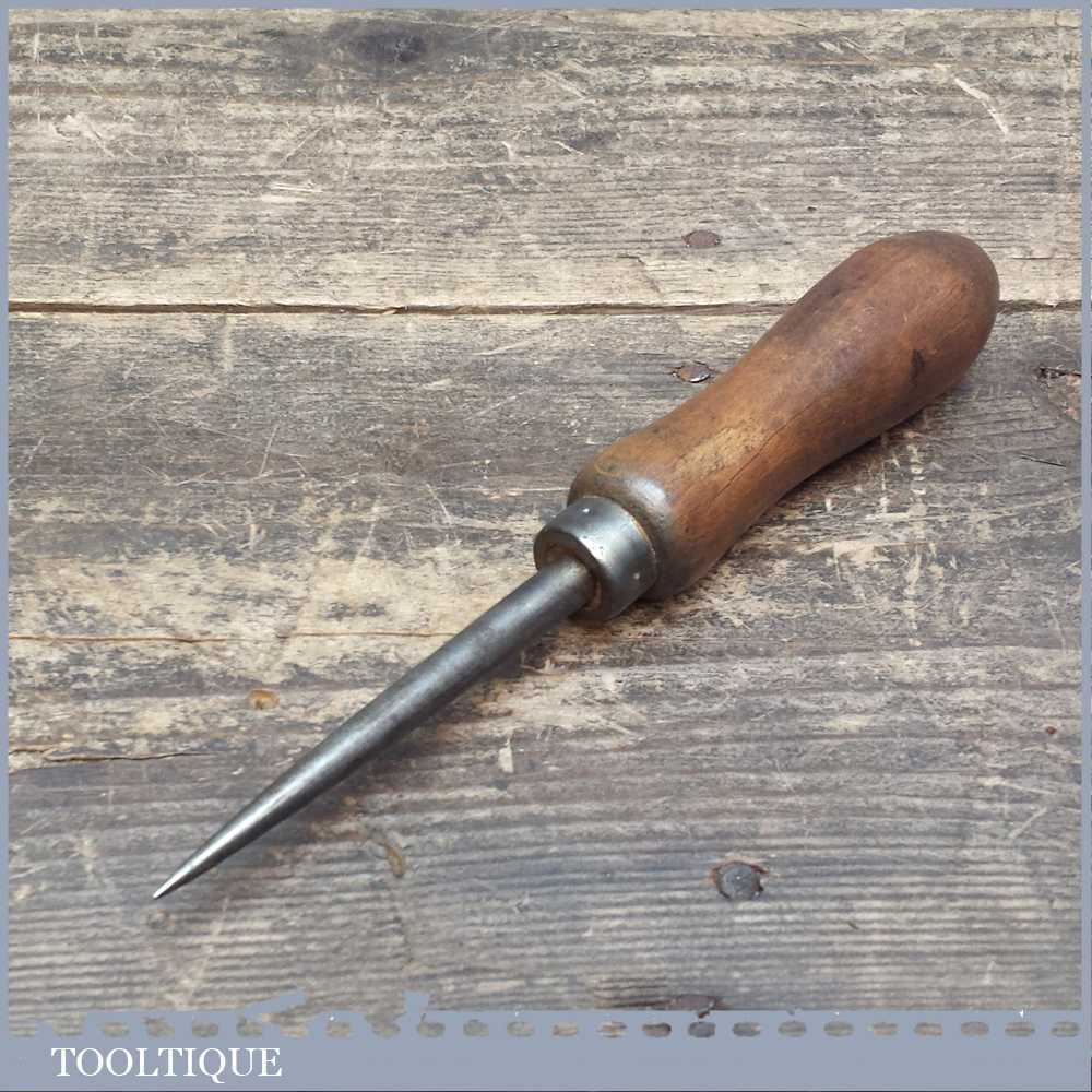 Vintage Round Belt Awl Leather Working Tool – Good Condition | Tooltique