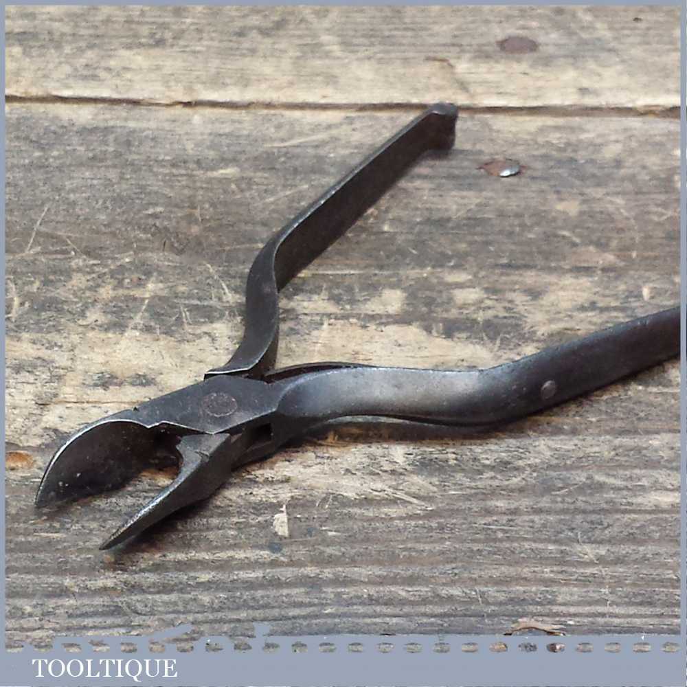 Vintage Pair Leatherworking Spring Loaded Side Cutters – Trimming Tail ...