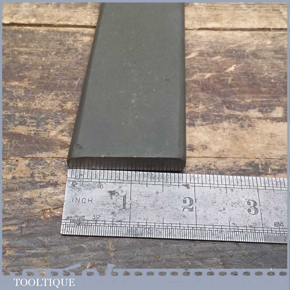 Vintage 5” x 1 7/8” Charnley Forest Slip Honing Stone In Good Condition ...