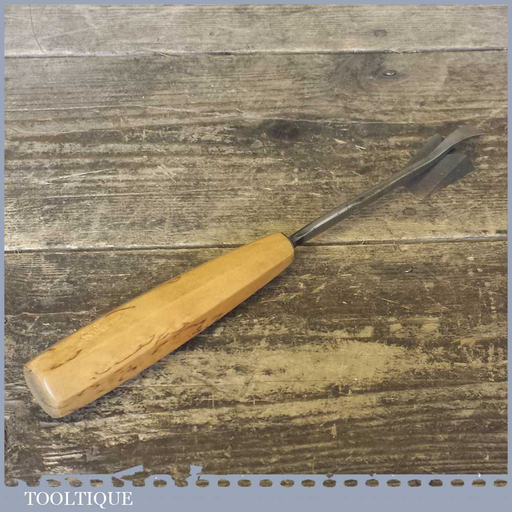 Vintage 13/32” Henry Taylor (Acorn) Back Bent Carving Chisel | Tooltique