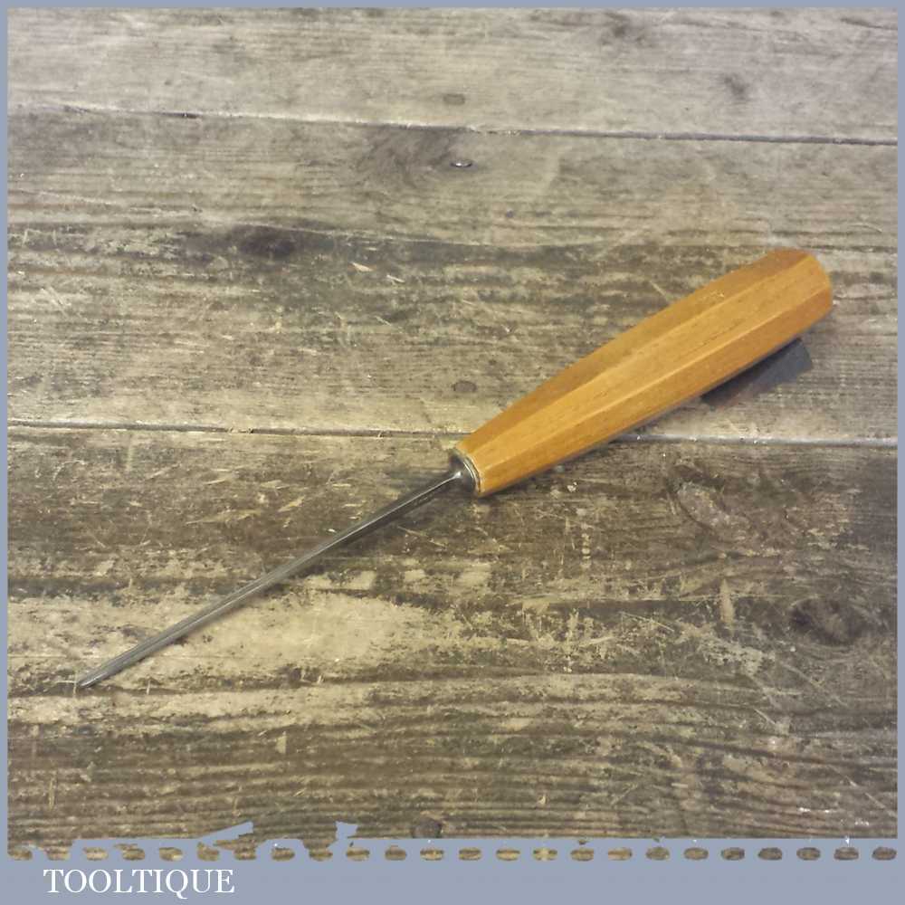 Vintage 1/8” Henry Taylor (Acorn) Fine Veiner Straight Gouge Carving ...