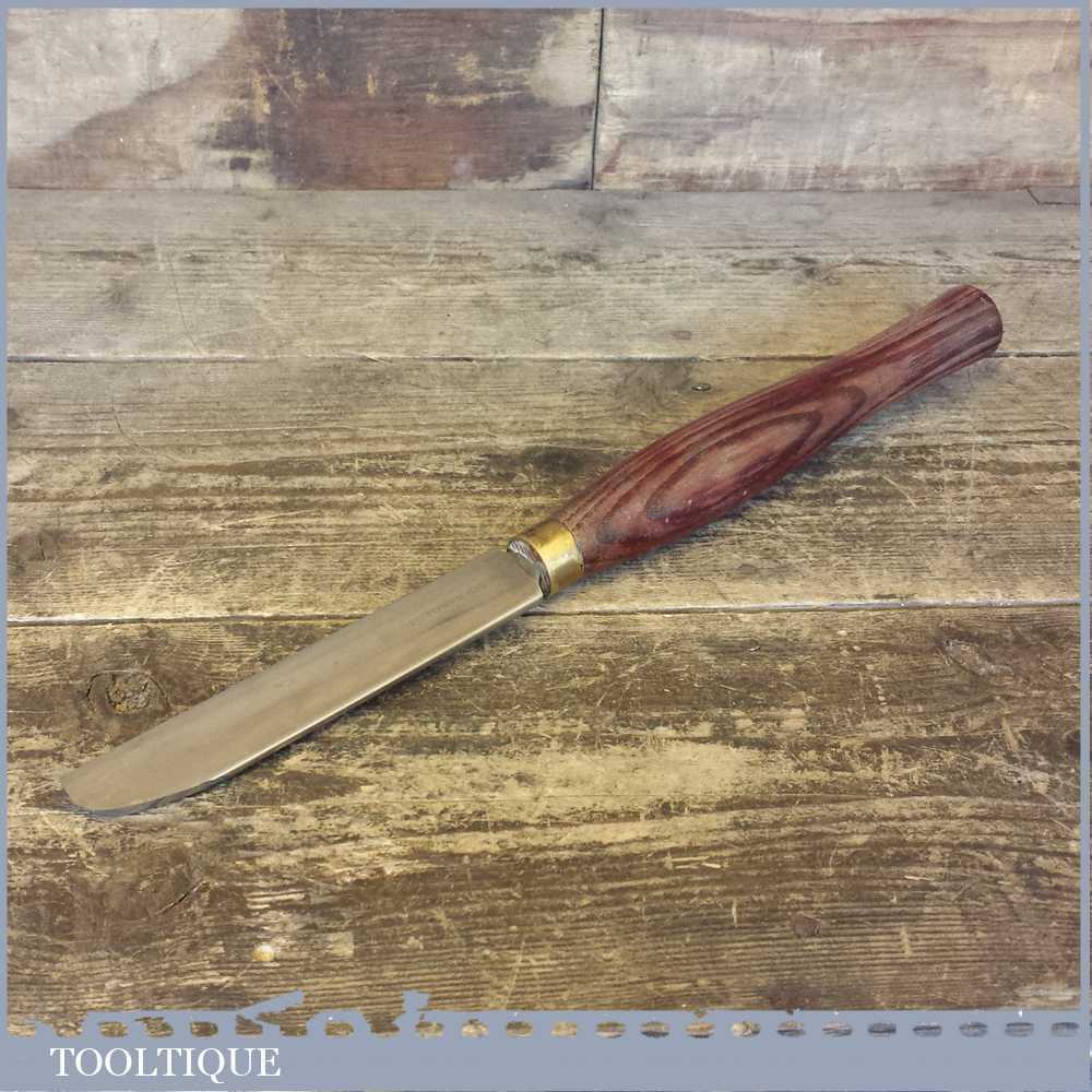 Record Power HSS 1” Wide Curved Scraper Chisel | Tooltique