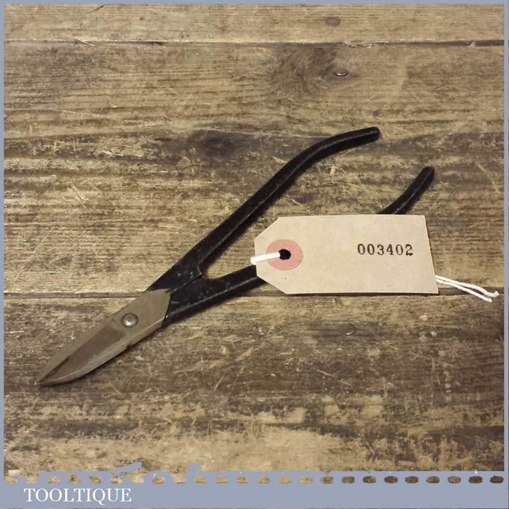 Small Pair Of Engineering Tin Snips / Shears Measuring 7” Long | Tooltique