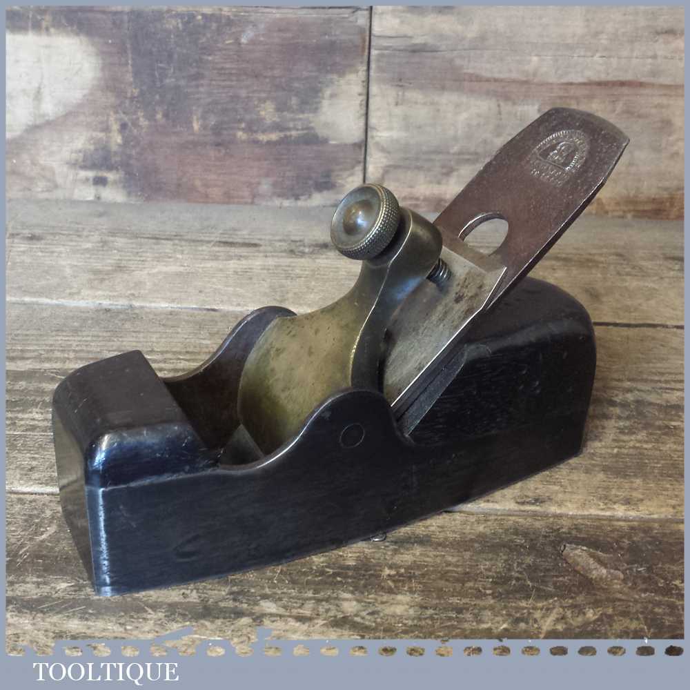 Antique Alex Mathieson & Son Glasgow Cast Steel Dovetailed Smoothing ...